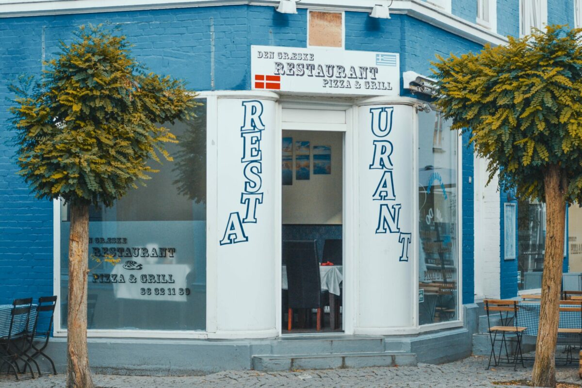 The Best Colors to Paint Exterior Commercial Properties - Arch Painting